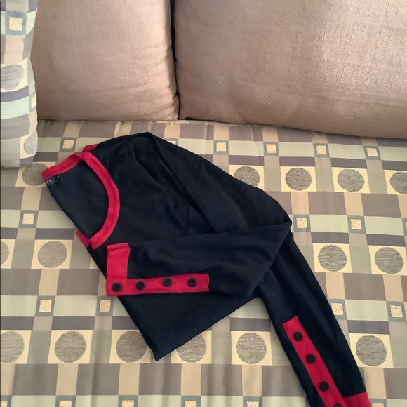 Robert Kitchen | Sweaters | Robert Kitchen Black And Red Classy Sweater ...